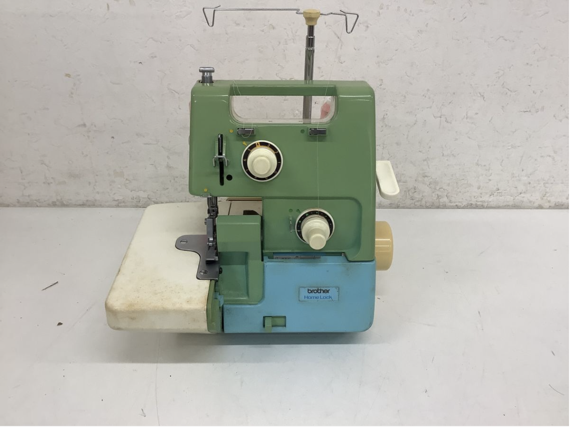 【買取実績】大阪狭山市にて brother（ブラザー）ロックミシン TE4-B524 ホームロックをお買取しました！ - 2